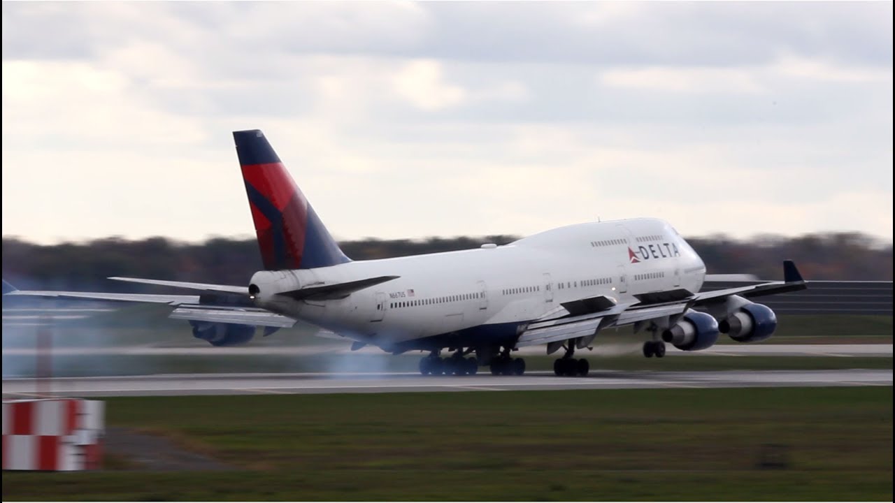 Delta 747 Queen of the Skies Shanghai to Detroit | N667US | HD Landing ...