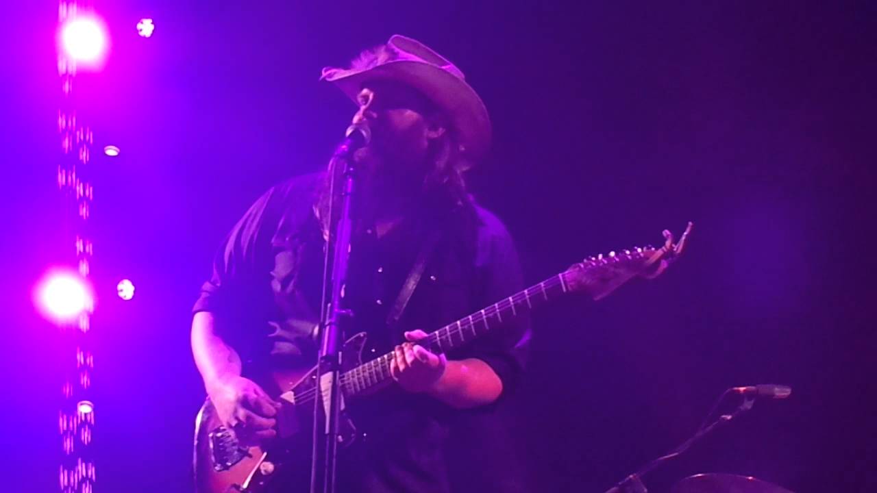 Chris Stapleton Tennessee Whiskey Live in Dublin - YouTube