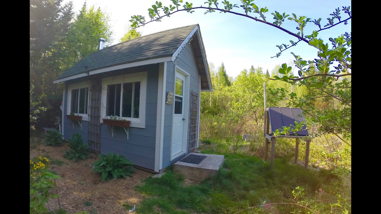 Lunch at the Cabin & a Garden Tour - YouTube