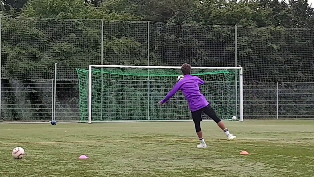 Top 10 Curve Goals of 2019 - YouTube
