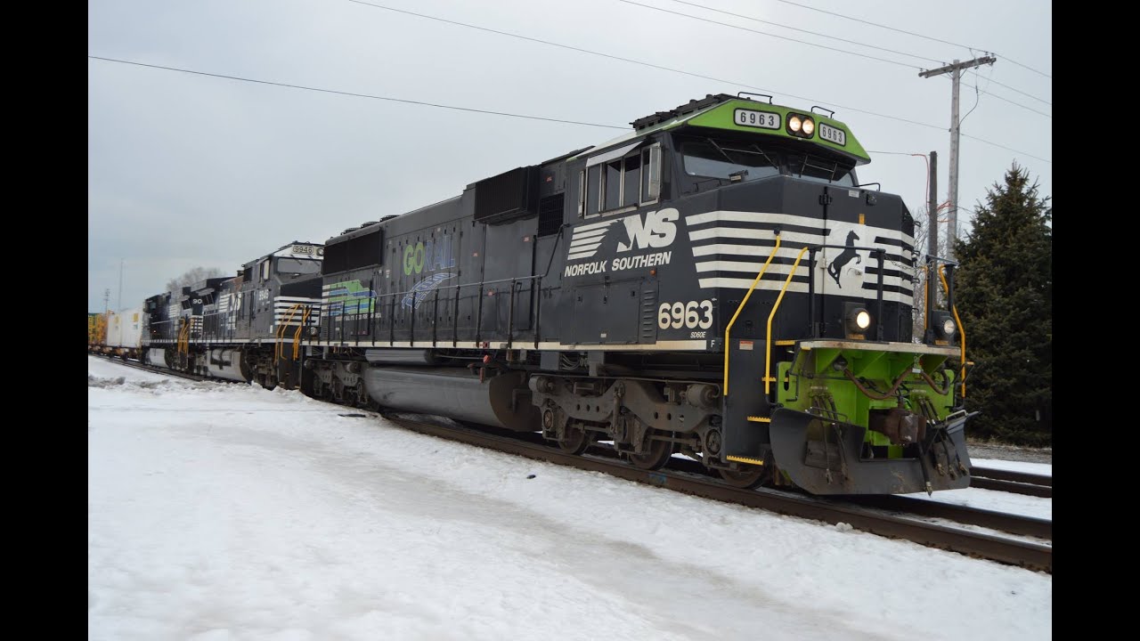 (Chicago 2016) Chesterton, IN at Riley's - YouTube