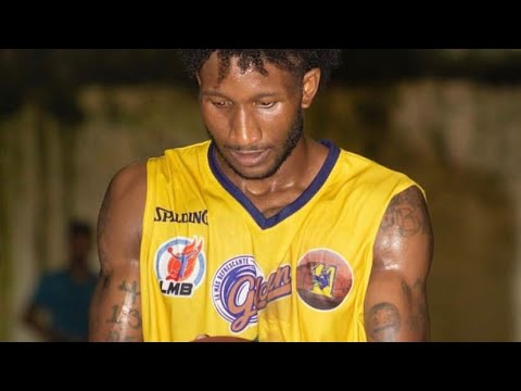 Side step feet shuffle to a layup with Heavy Basketball - YouTube