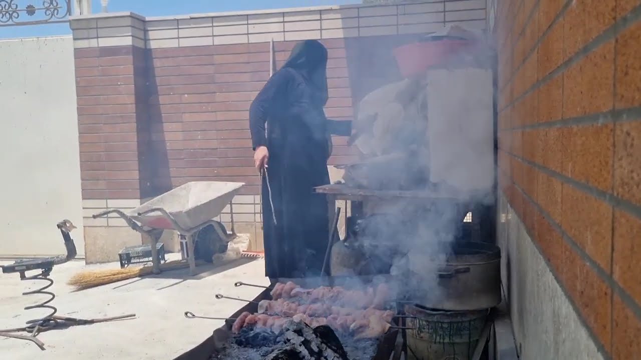 Overcoming hardships by a nomadic woman in the mountains of a hard life ...