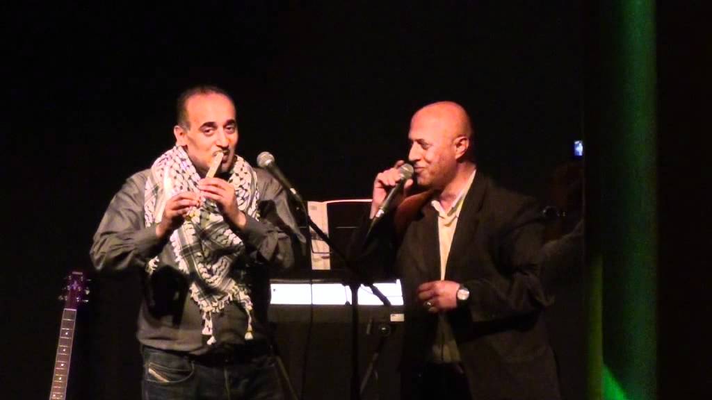 Doc Jazz on Palestinian shibbabeh accompanied by Zaid Tayem - YouTube