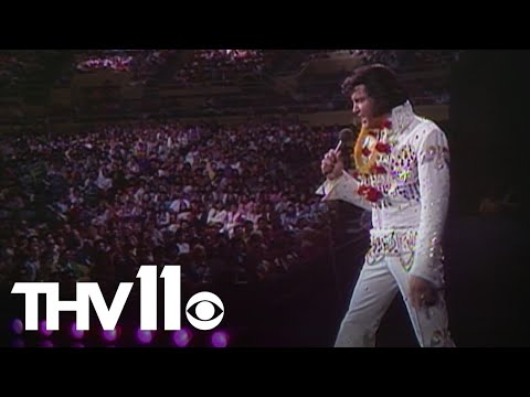Elvis makes comeback with AI show - YouTube