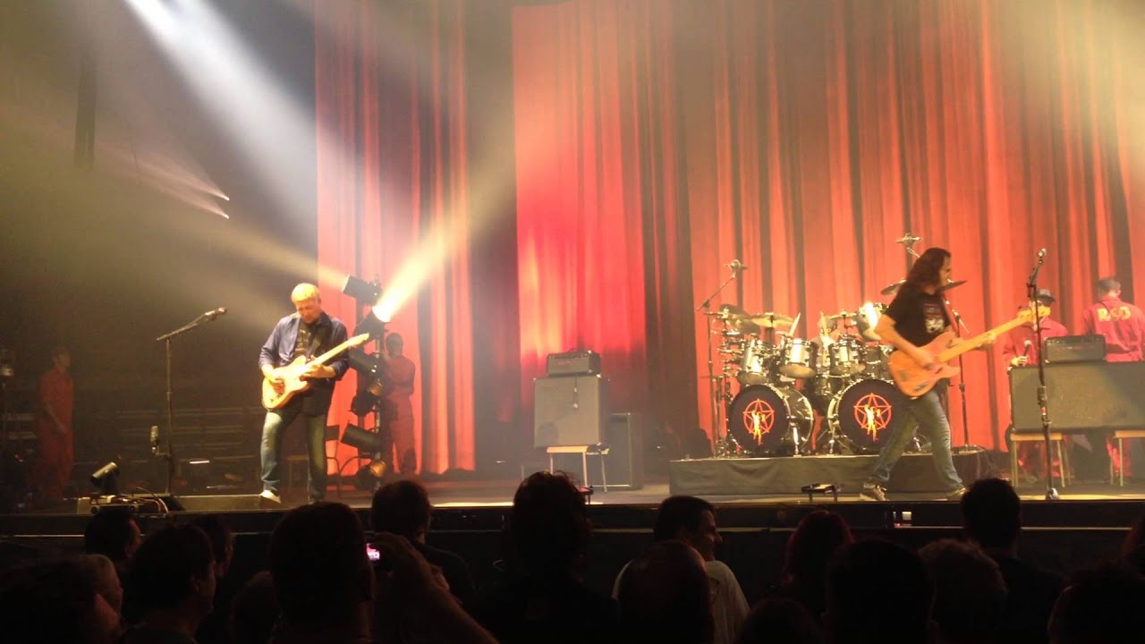 Anthem - Rush R40 Tour - July 17 2015 - IMG 6829 - YouTube