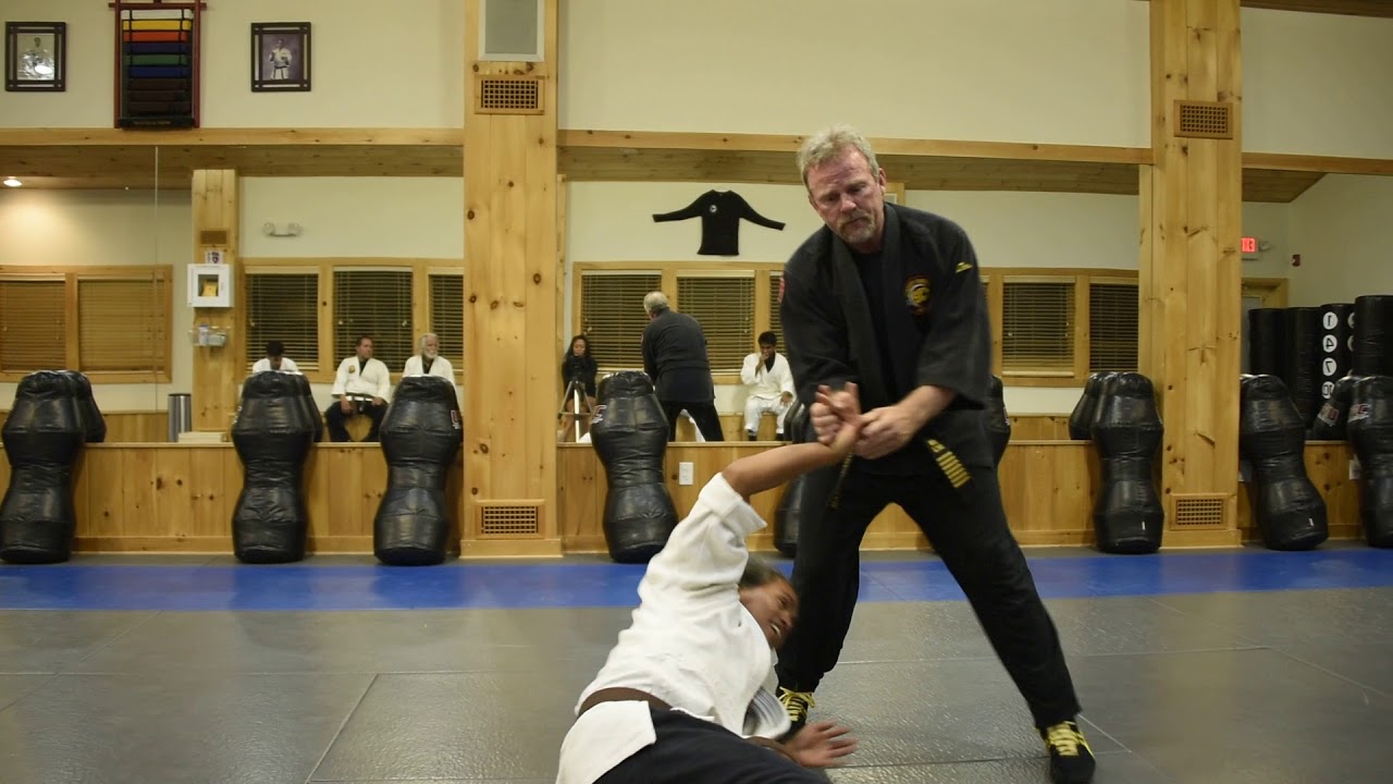 Playing With Finger Locks and Wrist Locks. Understanding How to Flow ...