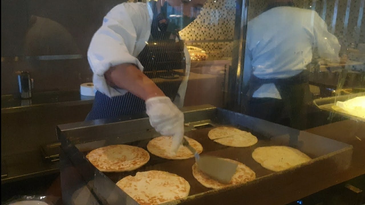 KSL resort buffet at Malaysia. yay or nay? - YouTube