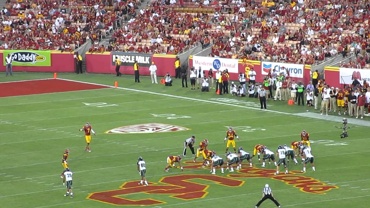 Sean Schroeder to Billy Ray Stutzmann 16-yard pass Hawaii vs. USC ...