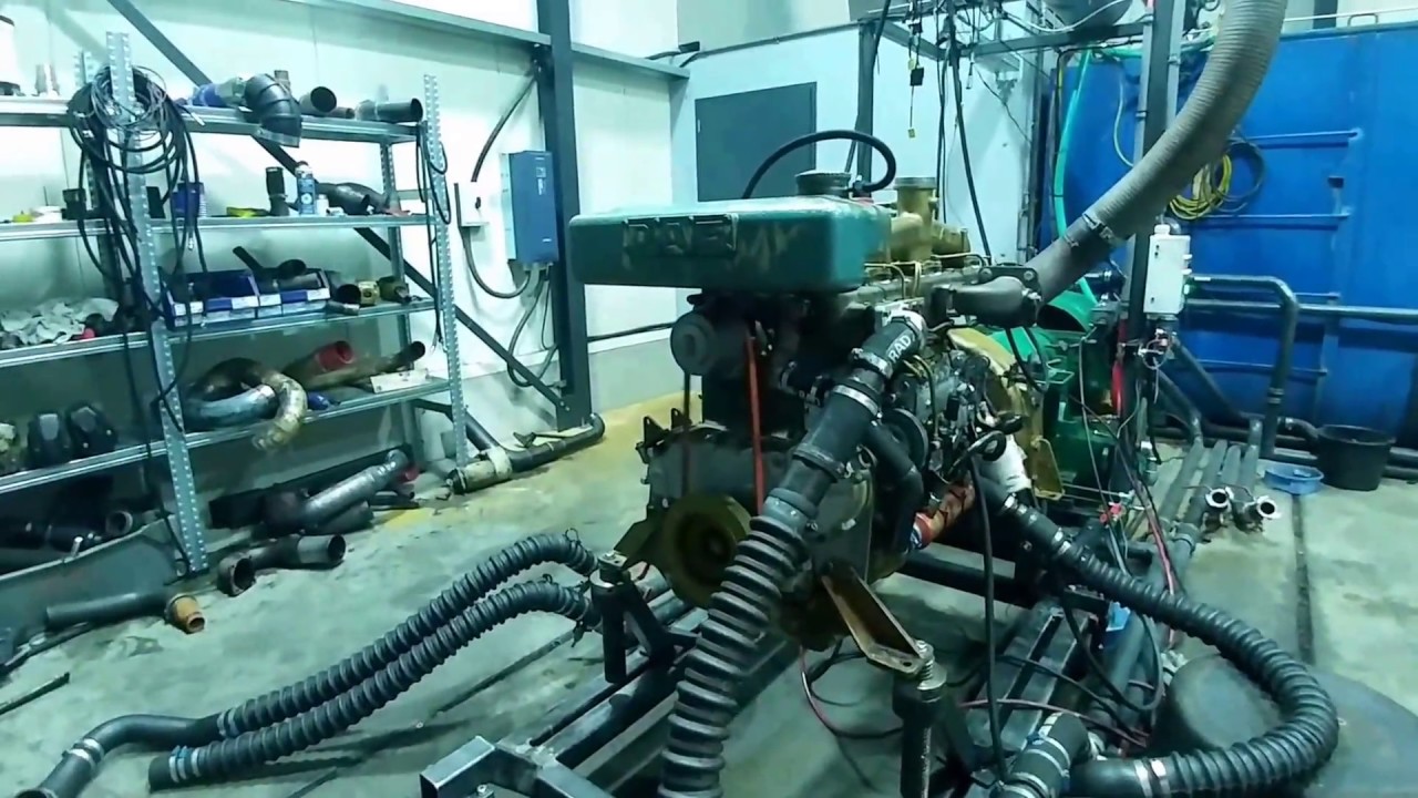 DAF 615 / 135 HP - 2200 RPM on Dyno - YouTube