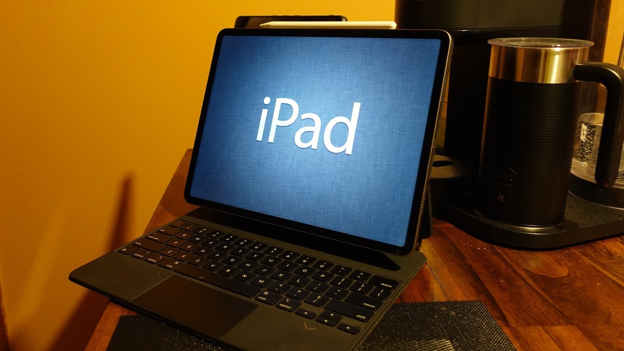 Why You Want An iPad - YouTube