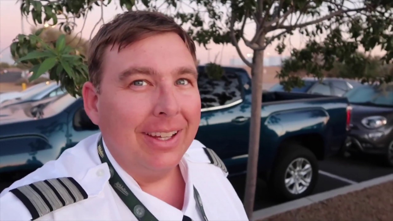 Airline Pilot Commute to Work - YouTube