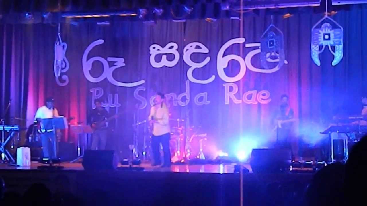 Rookantha Gunathilake- Medley- Live Toronto 2013 - YouTube