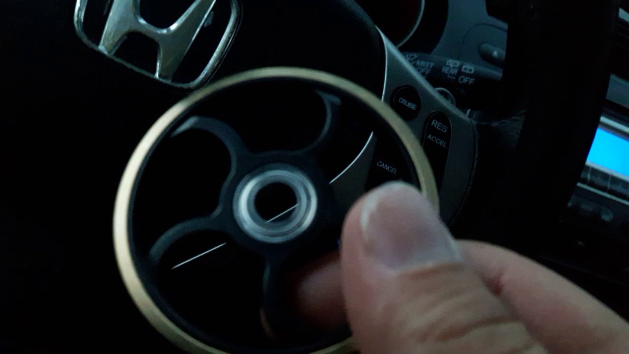 Fidget Spinner - Brass Wheel - YouTube