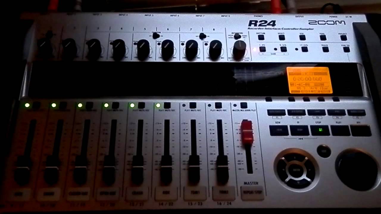 Zoom R24 Mixdown - Setting Accurate Levels - YouTube