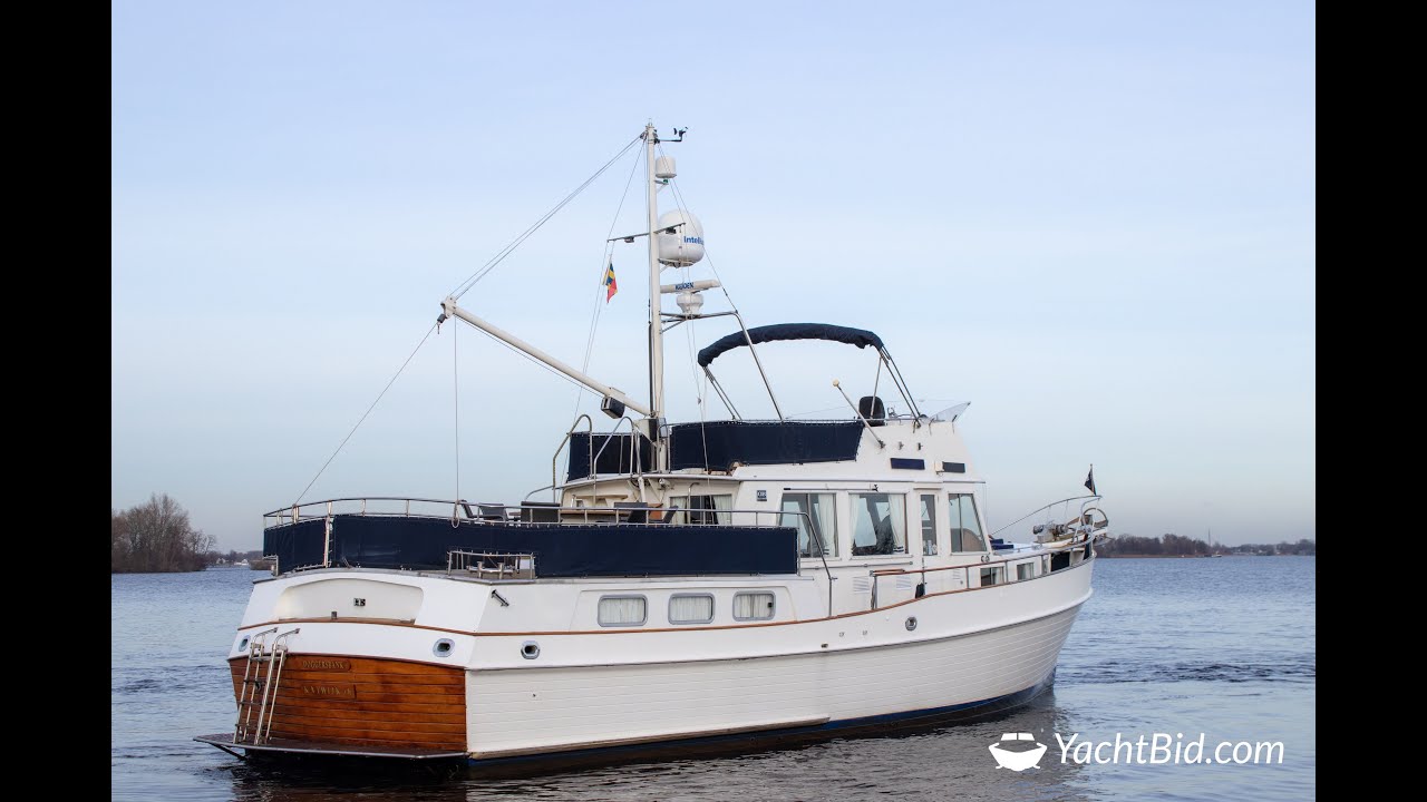 GRAND BANKS 49 CLASSIC Videotour April 2022 - YouTube