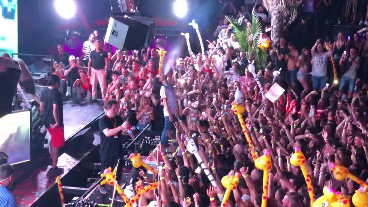 Steve Aoki, Noa Beach Club, 13.08.2018 - YouTube