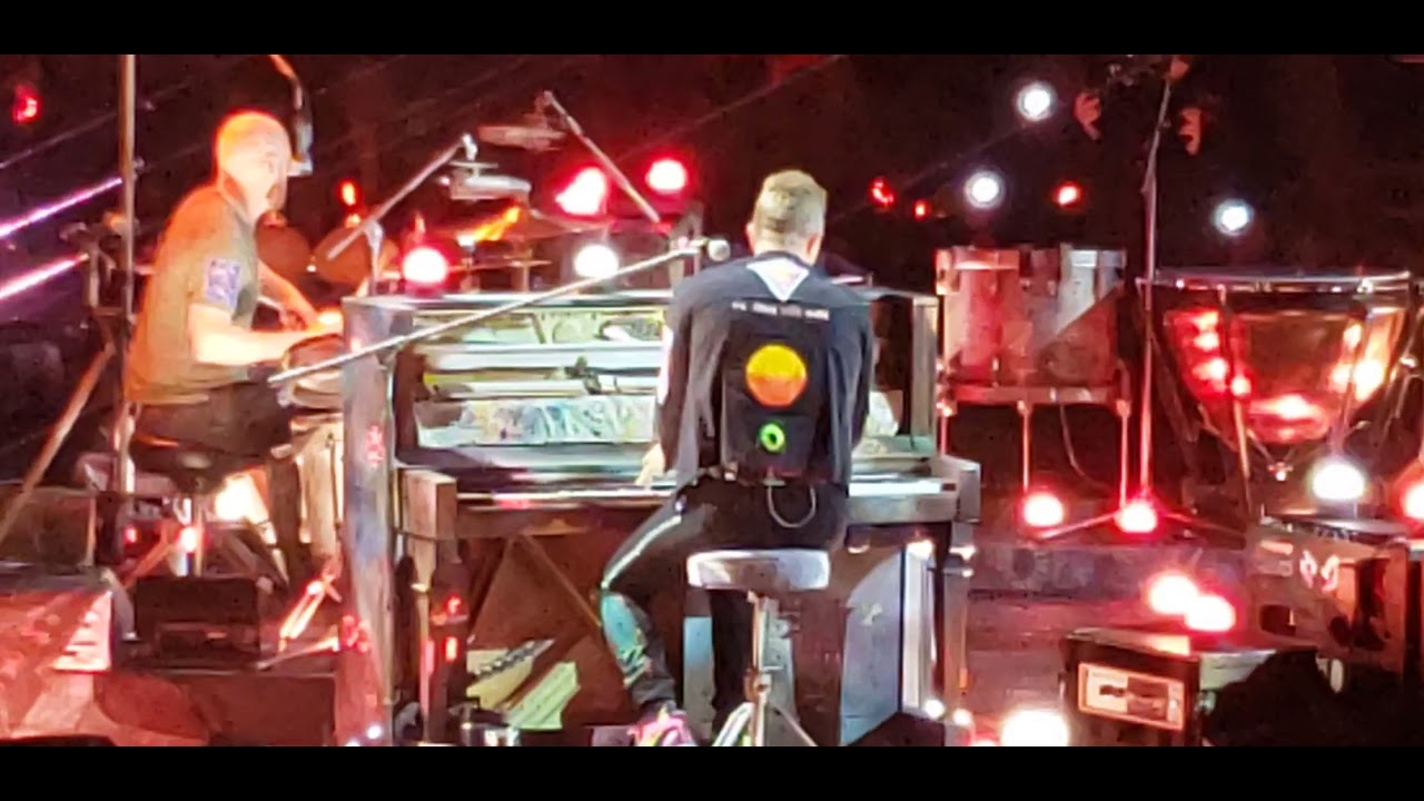 Coldplay "Clocks" Climate Pledge Arena 10/22/2021 - YouTube