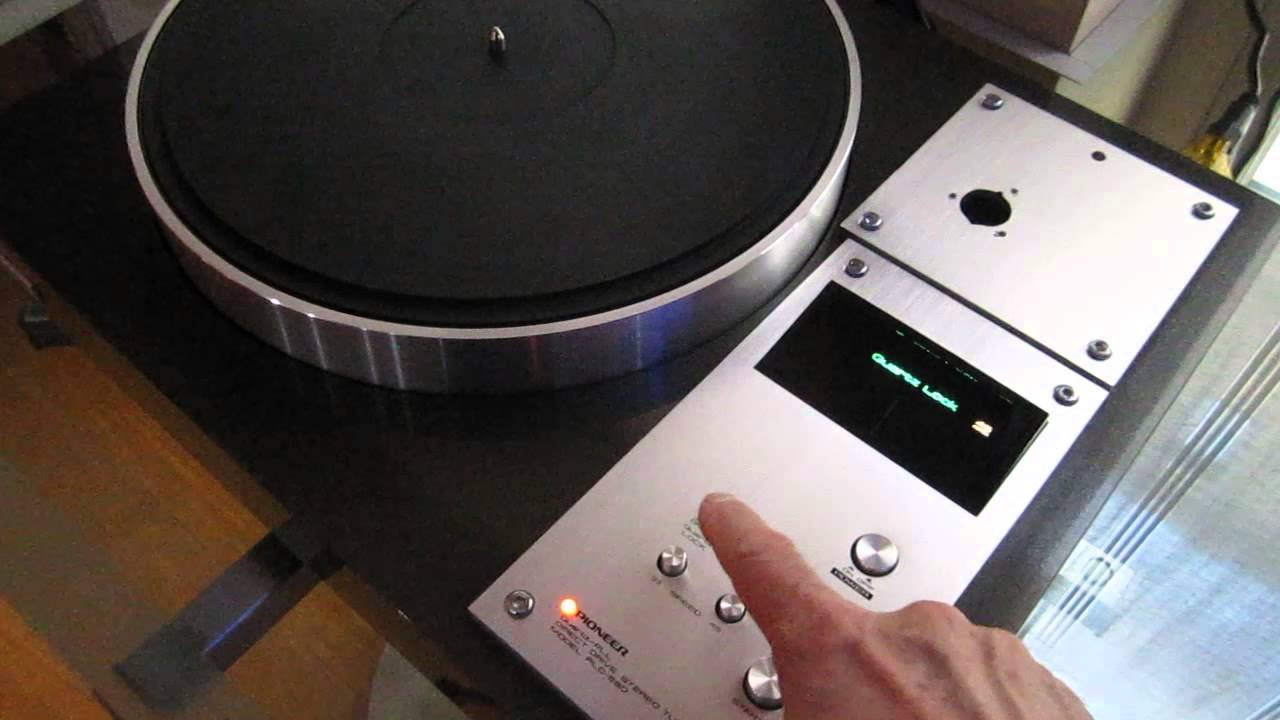 PIONEER PLC-590 TURNTABLE RESTORED - YouTube
