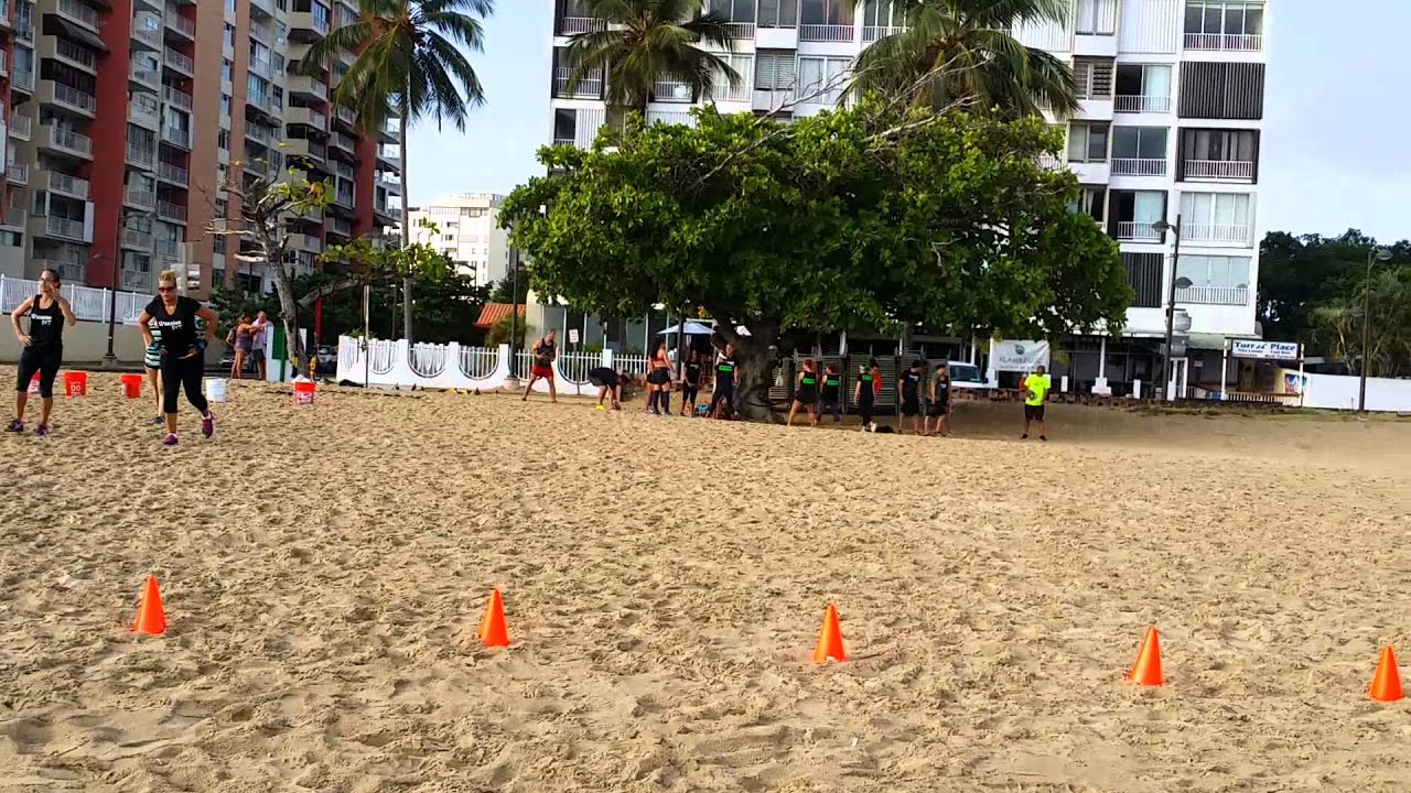 Training en isla verde playa hobby con johana mont - YouTube