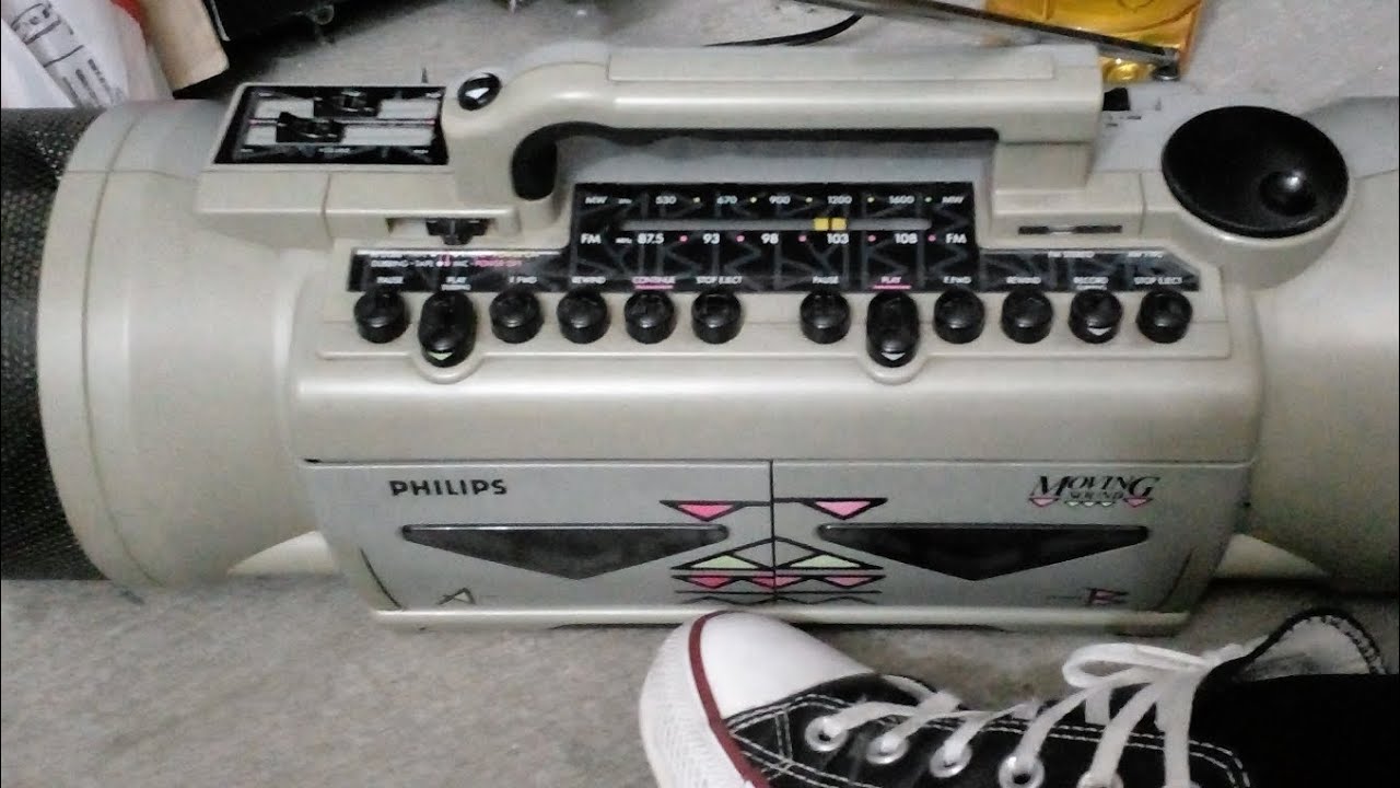 Moving Sound Philips 90's - YouTube