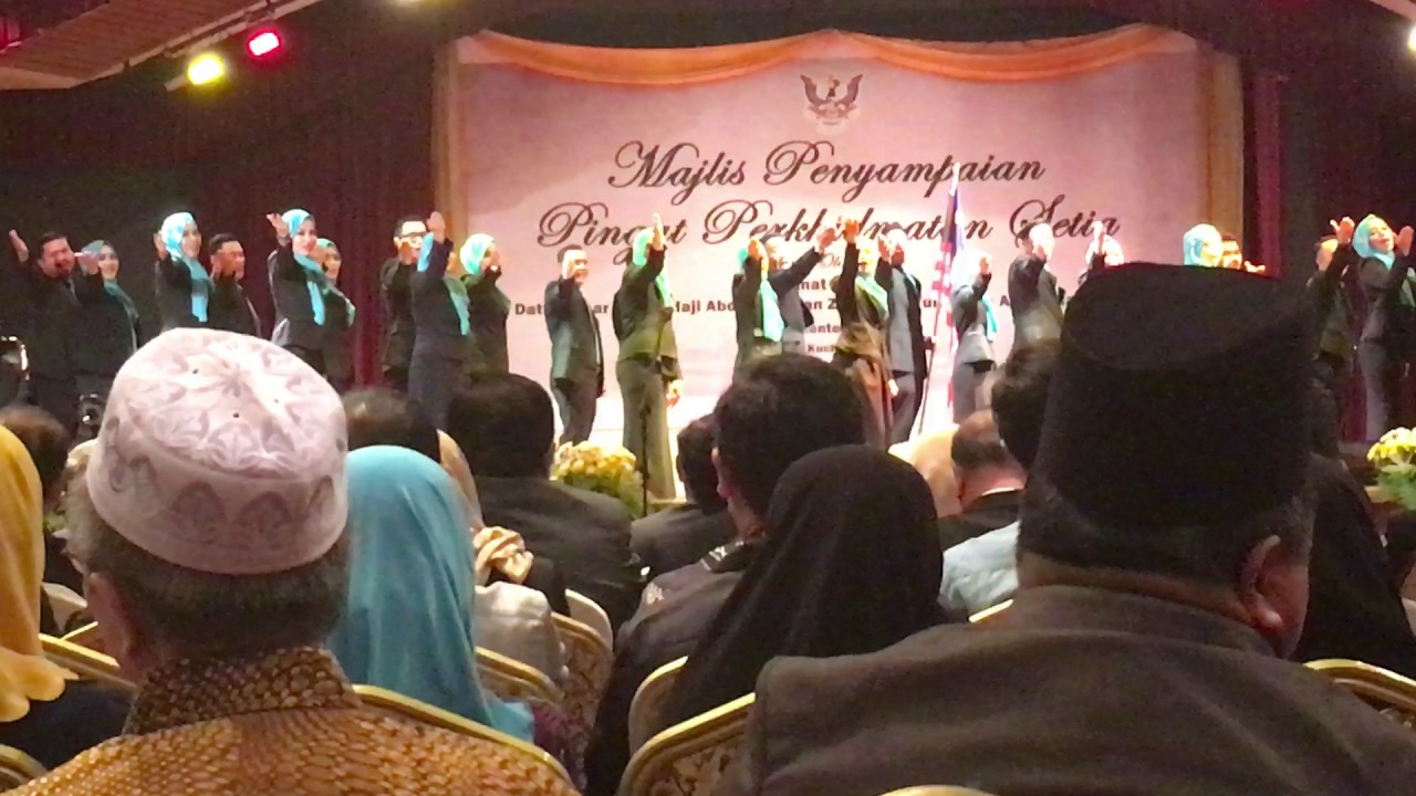 Koir Majlis Penyampaian Pingat Perkhidmatan Setia 2017 - 1MALAYSIA ...