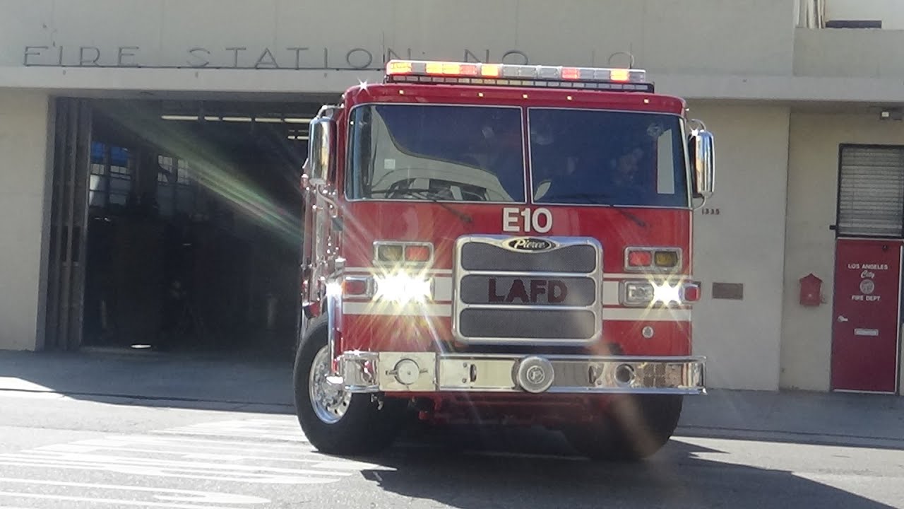 LAFD Engine 10 Responding - YouTube