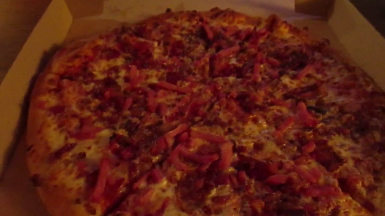 Little Caesars Cravin' Bacon Pizza (Reviewed By John & I) - YouTube