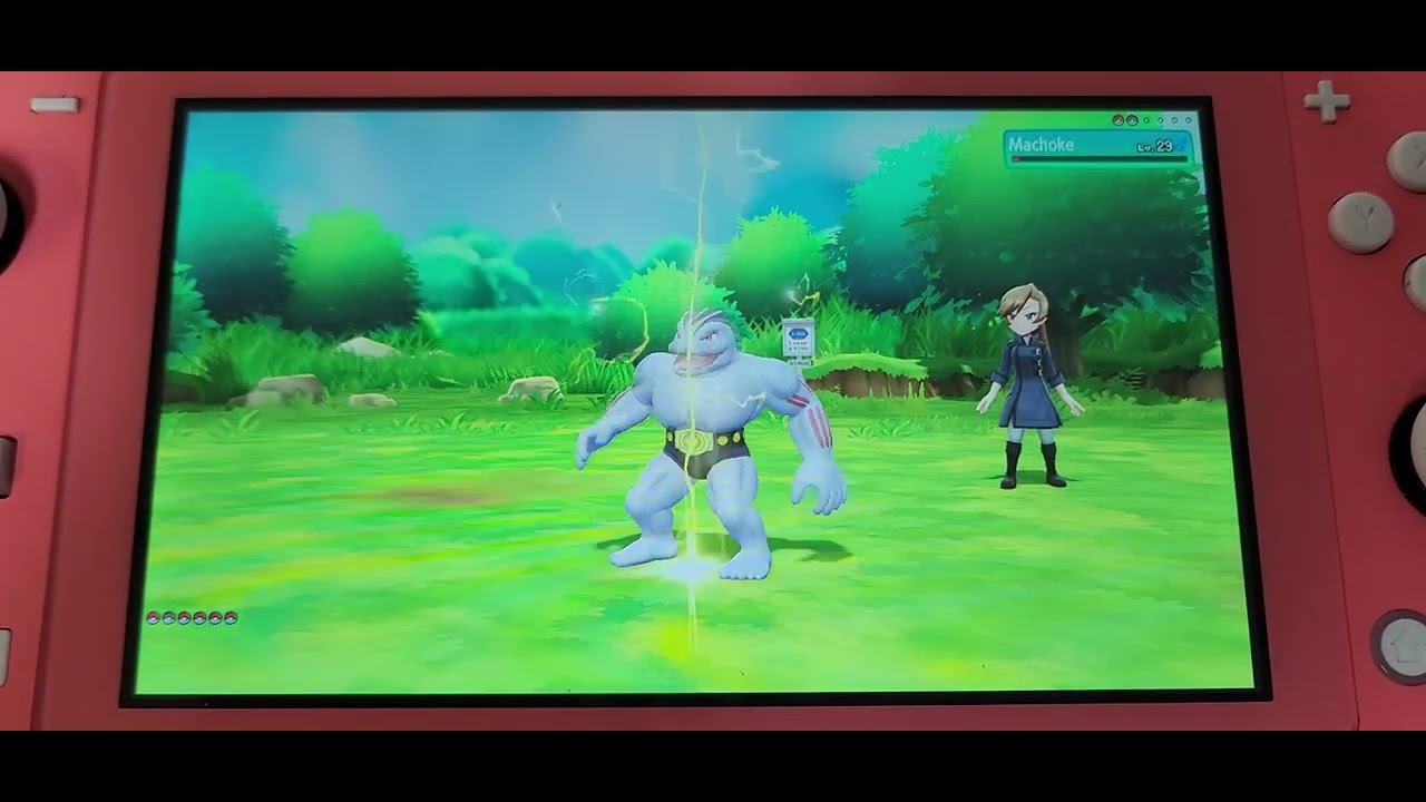 Let's Go, Pikachu! (Switch, 2018) Pikachu vs. Machoke - YouTube