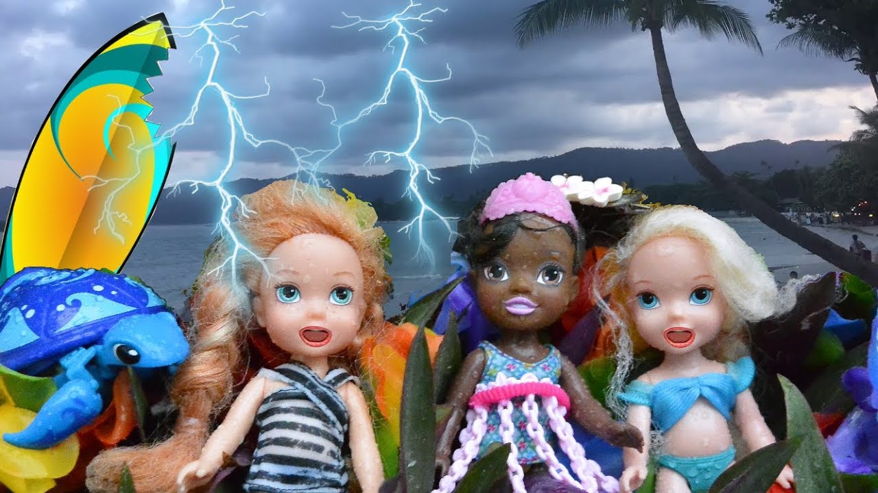 Elsa and Anna Toddlers Surfing Adventure Part 1 - Holiday - Vacation ...
