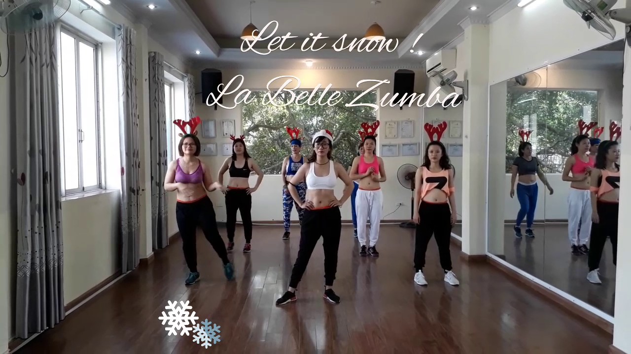 Let it snow _ zumba _ la belle zumba - YouTube
