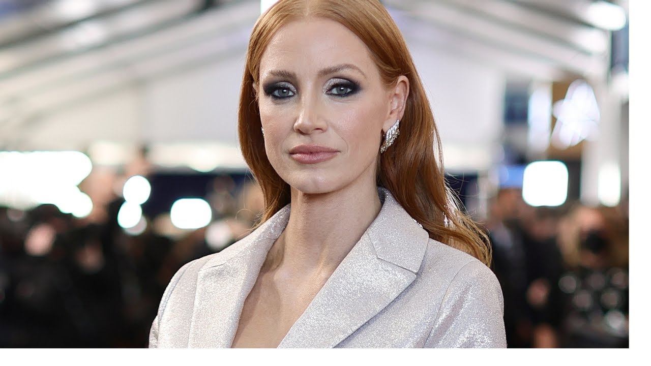 Jessica Chastain dragged after blasting JetBlue over ‘embarrassing’ $15 ...
