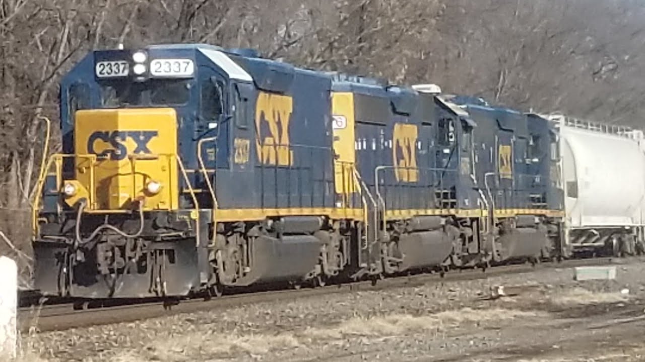 CSX 2337, 6476, and 6506 Lead Y101 through Terre Haute, IN - YouTube