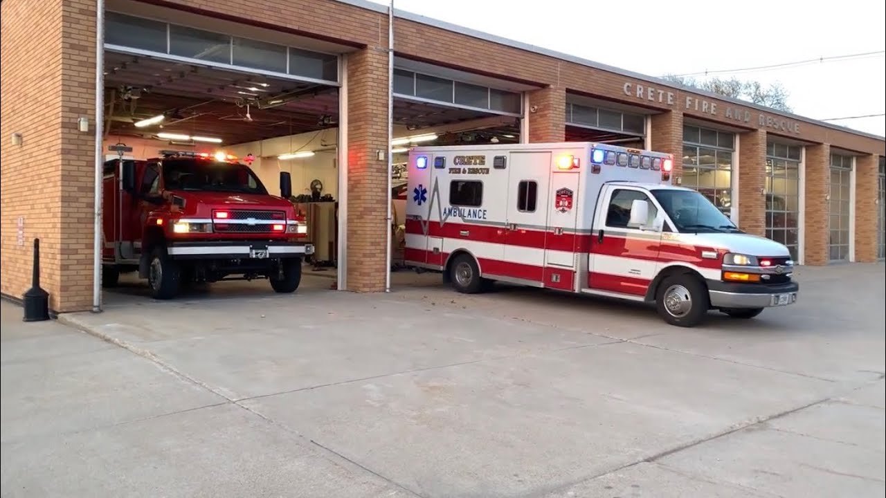 Rescue 90 & Squad 99-1 Responding to MVA - YouTube