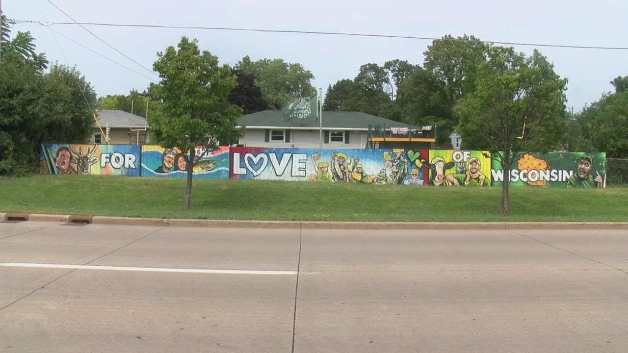 "For the Love of Wisconsin": new mural painted on fence across from ...