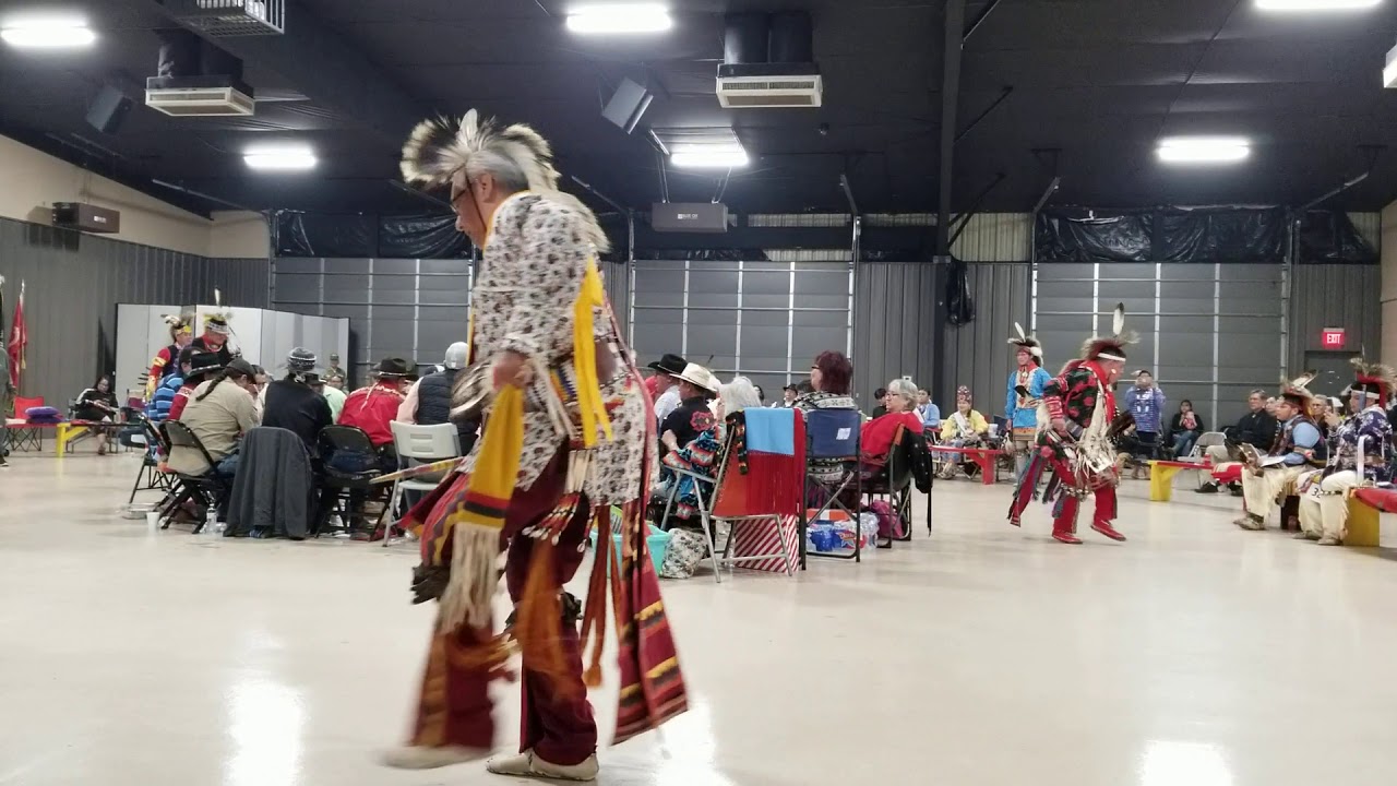 Straight & Traditional at the 2019 Iowa Veteran's Dance - YouTube