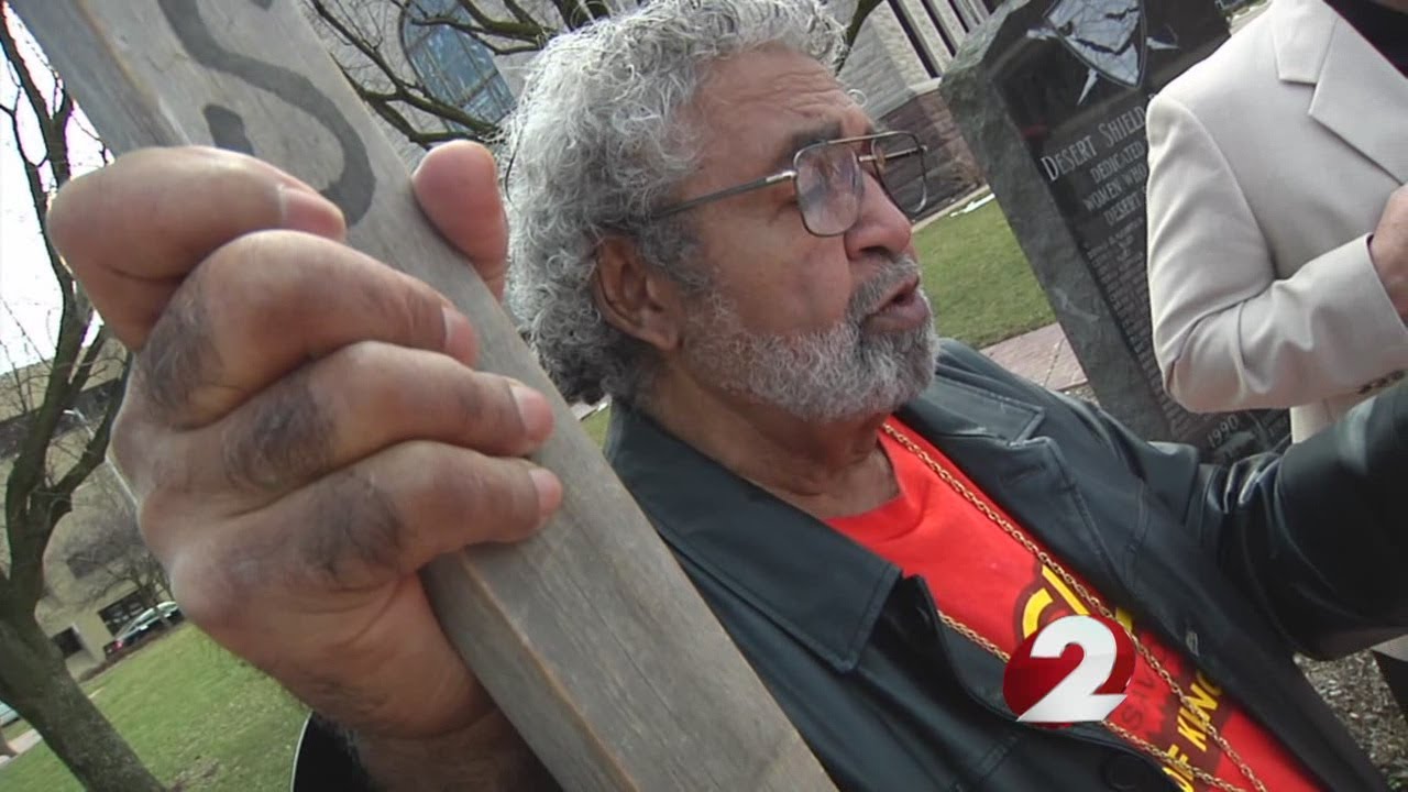 Good Friday Cross Walk in Xenia - YouTube