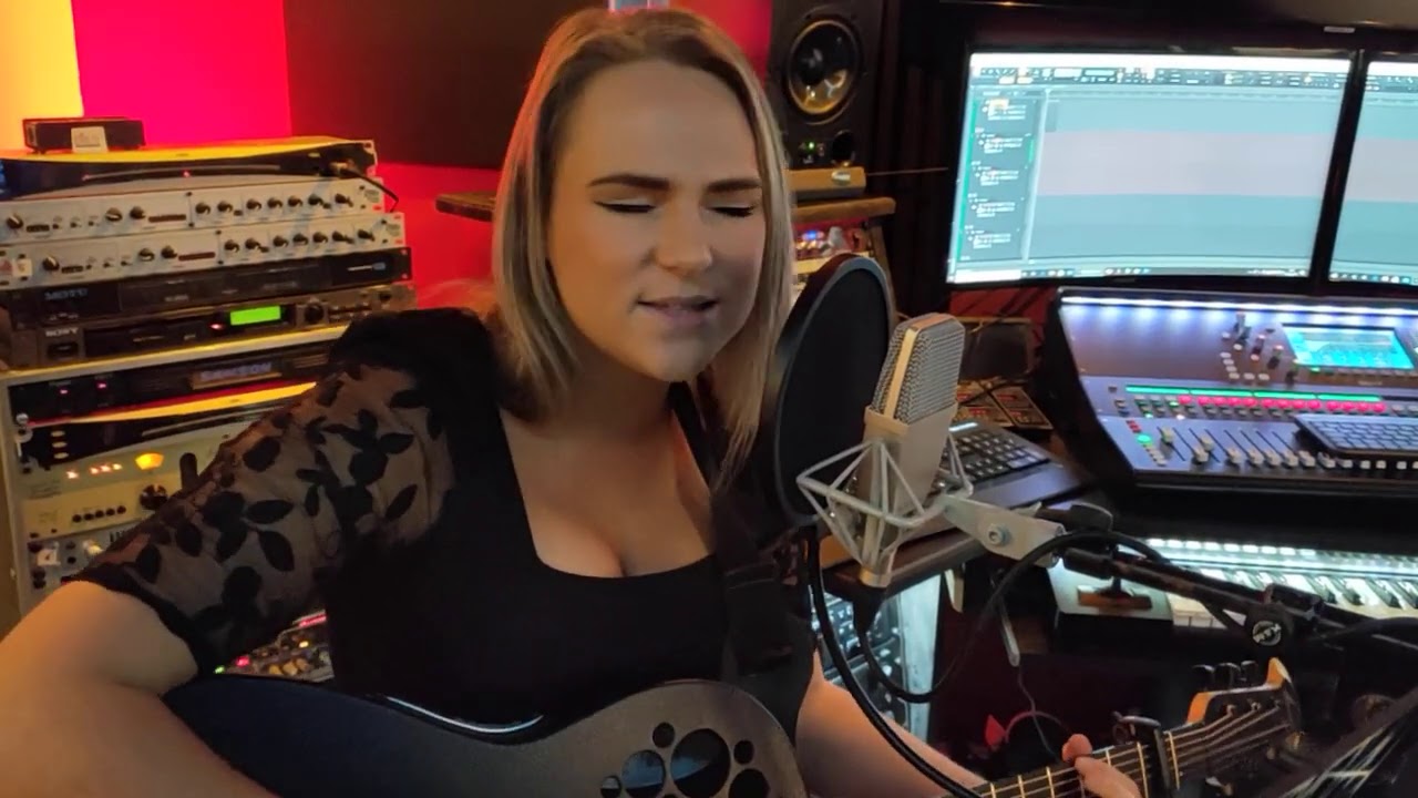 Kelly the Boy from Kilane - Luke Kelly tribute ☘️ - YouTube