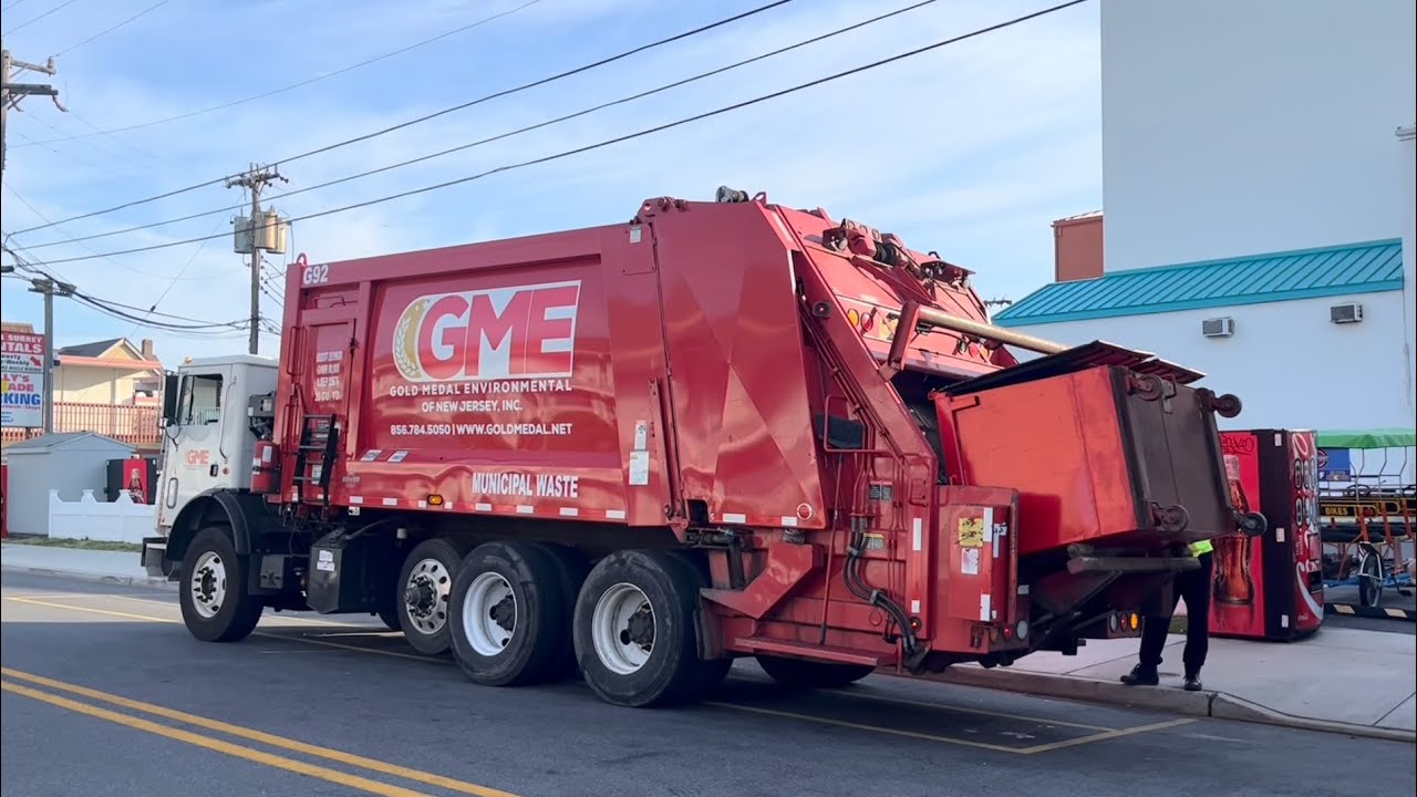 Gold Medal Environmental Mack MRU Heil 5000 rear loader garbage truck ...
