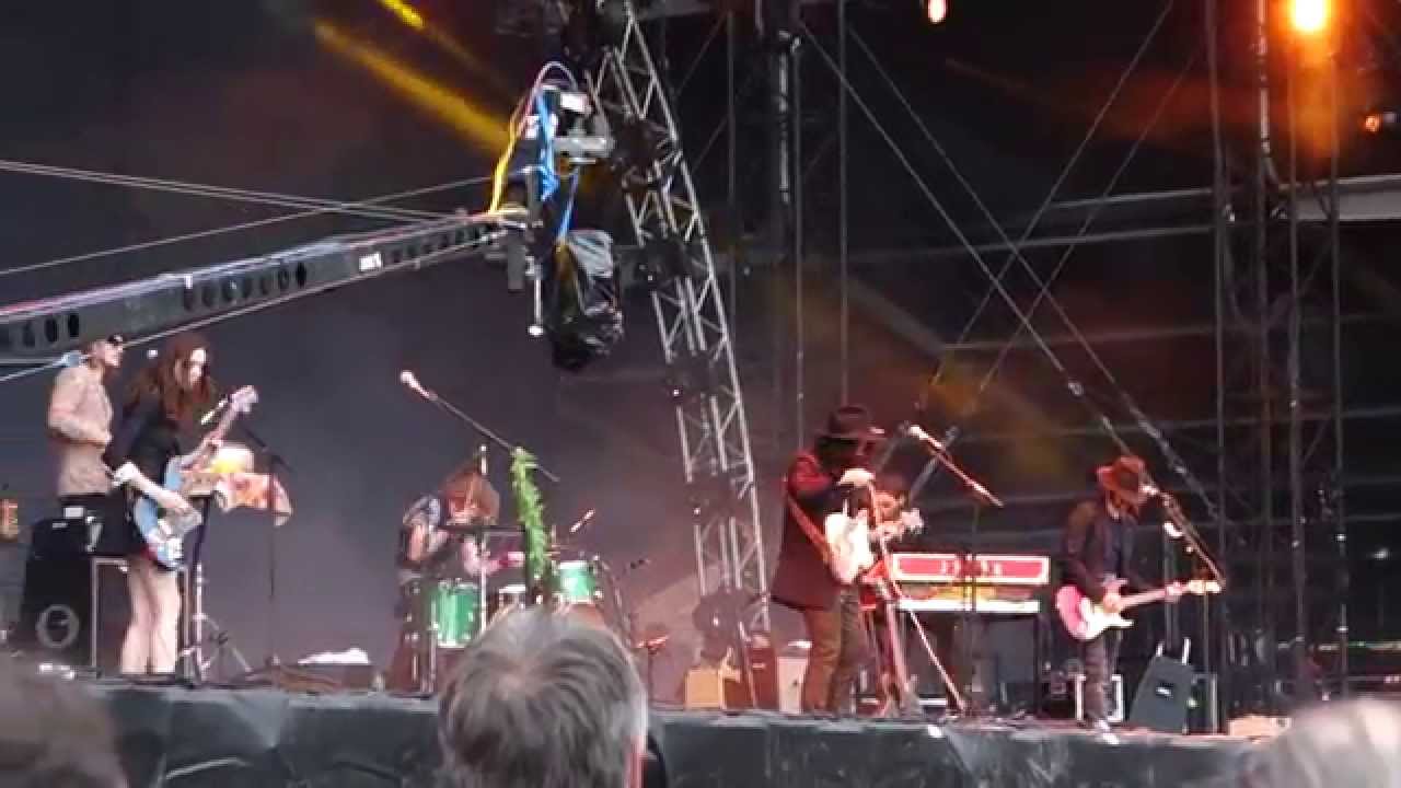 The GOASTT - Midnight Sun (Live @ Rock En Seine 2014) - YouTube