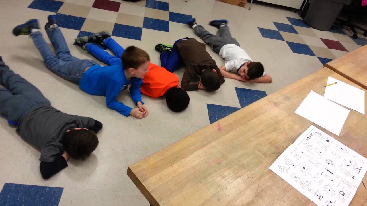 Pack 175 Tigers skit "I gotta go wee" - YouTube