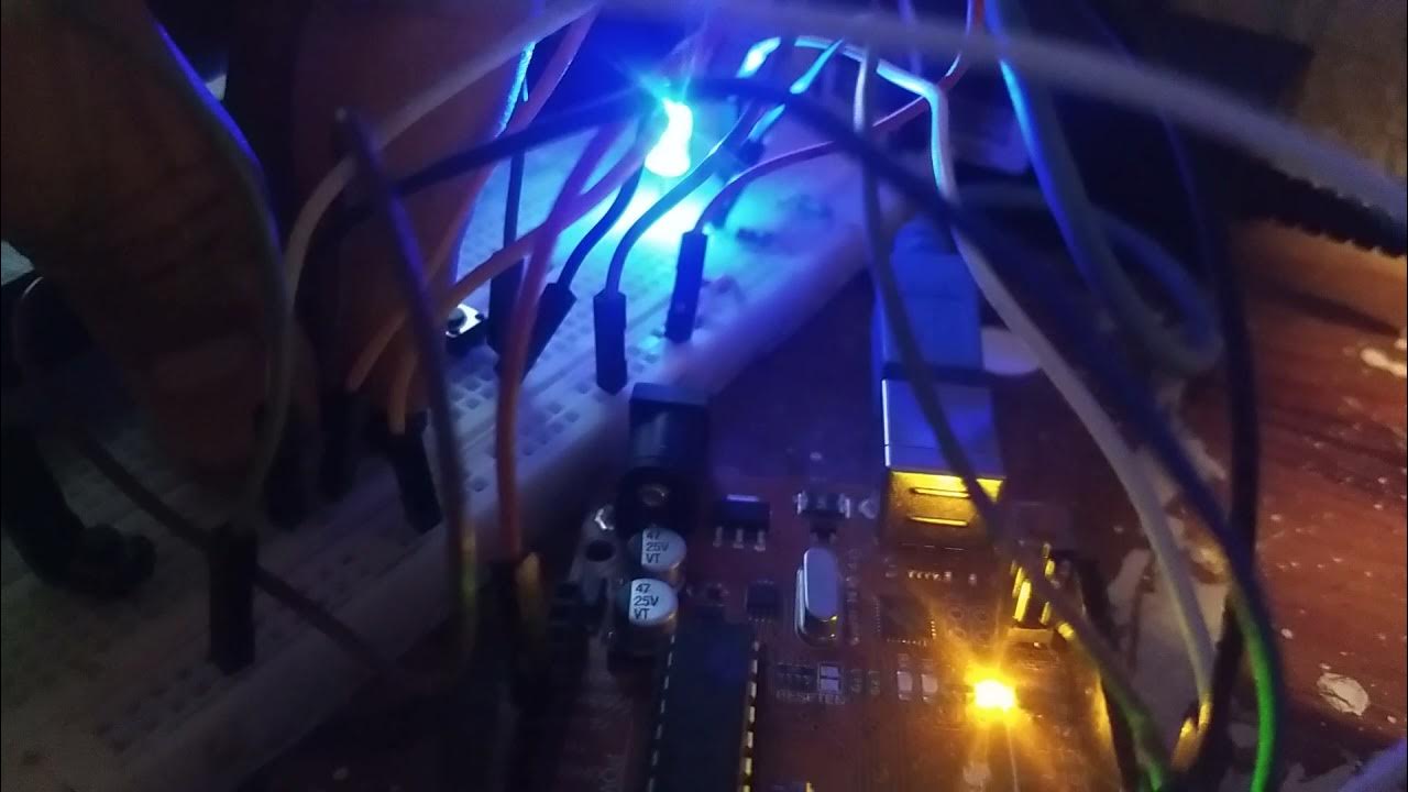 4 entradas digitales y 2 salidas digitales, paquetería MakerHub linx, LabVIEW y Arduino ...