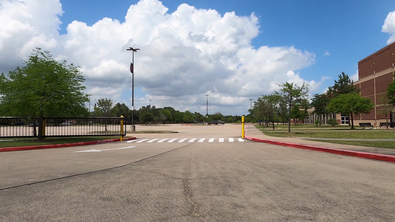 Seven Lakes High School, Katy TX 77494 - YouTube