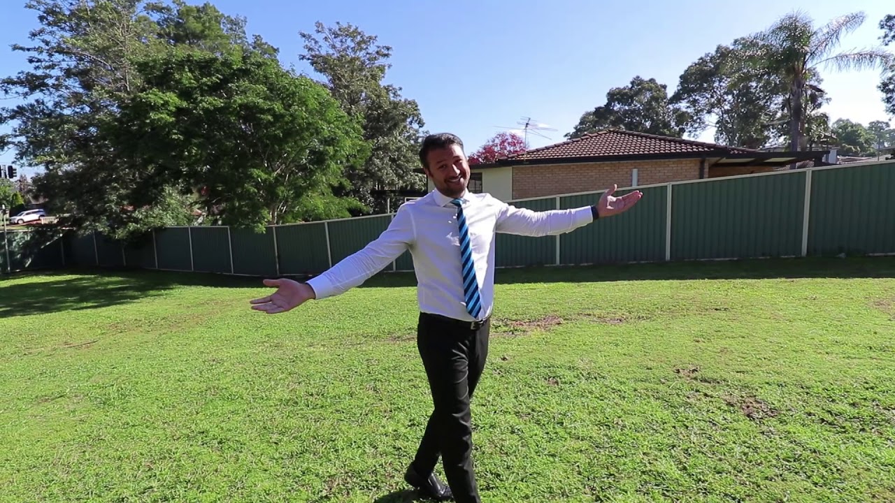 15 Kenneth Crescent, Dean Park | Just Listed by Team Lua Funaki - YouTube