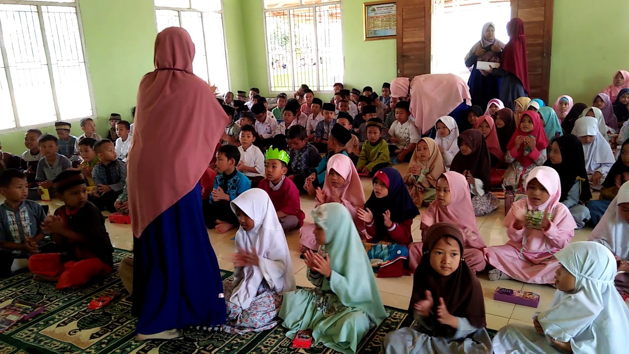 Game Tepuk-Tepuk SDIT - YouTube