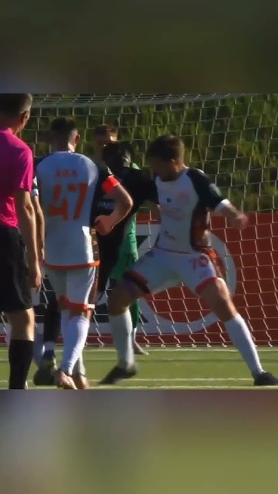 Шикарный гол курзы 2drots #2drots #mediafootball - YouTube