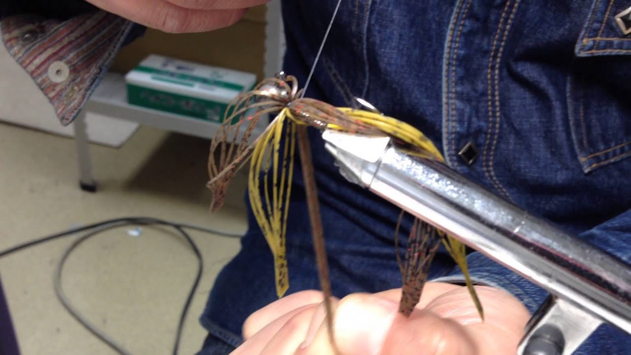 How to build a Rubberjig - YouTube