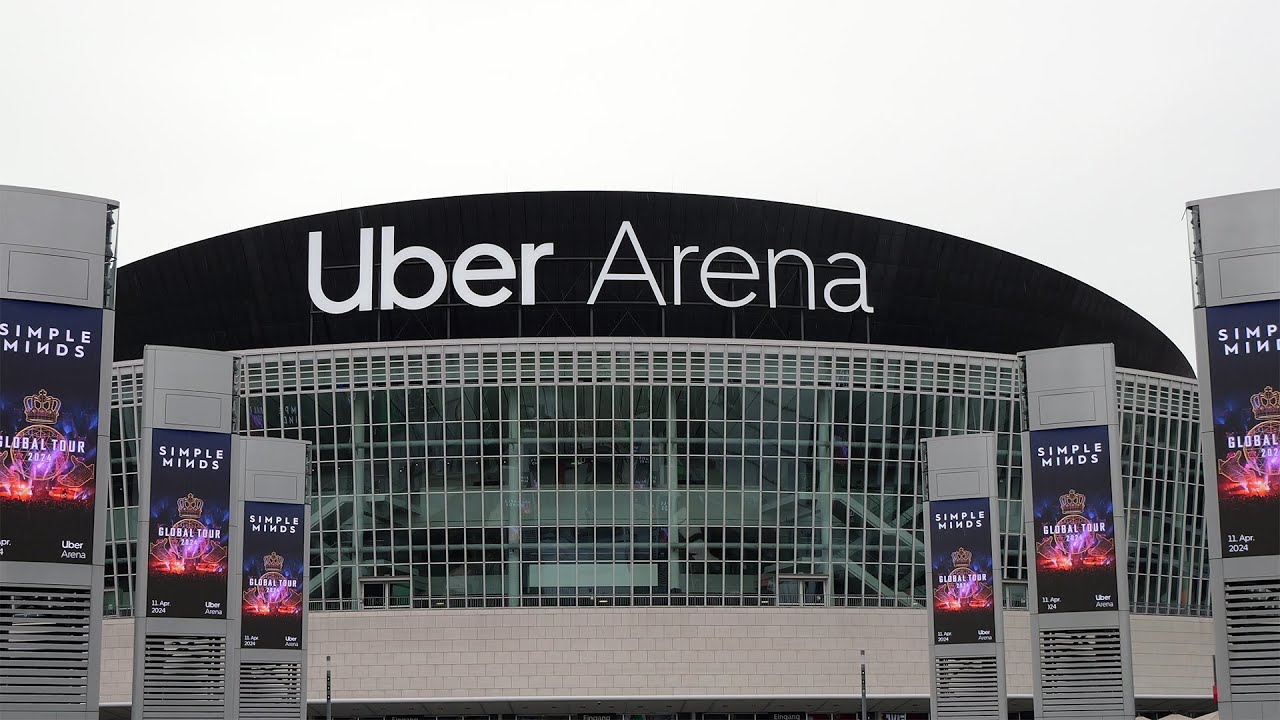 Uber Arena Berlin - YouTube