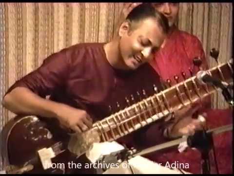 Ustad Rais Khan Ustad Zakir Hussain Raga: Hansdhwani 3 of 3
