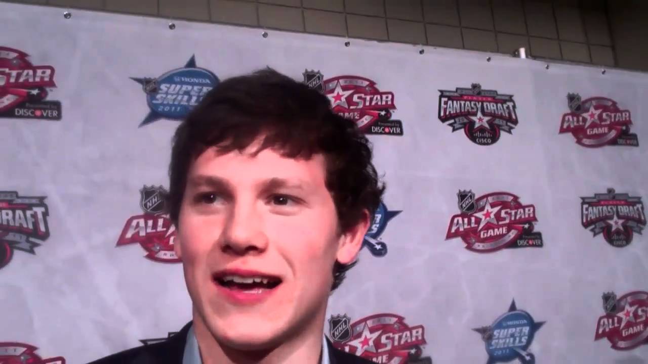 Jeff Skinner talks before the Fantasy Draft - YouTube